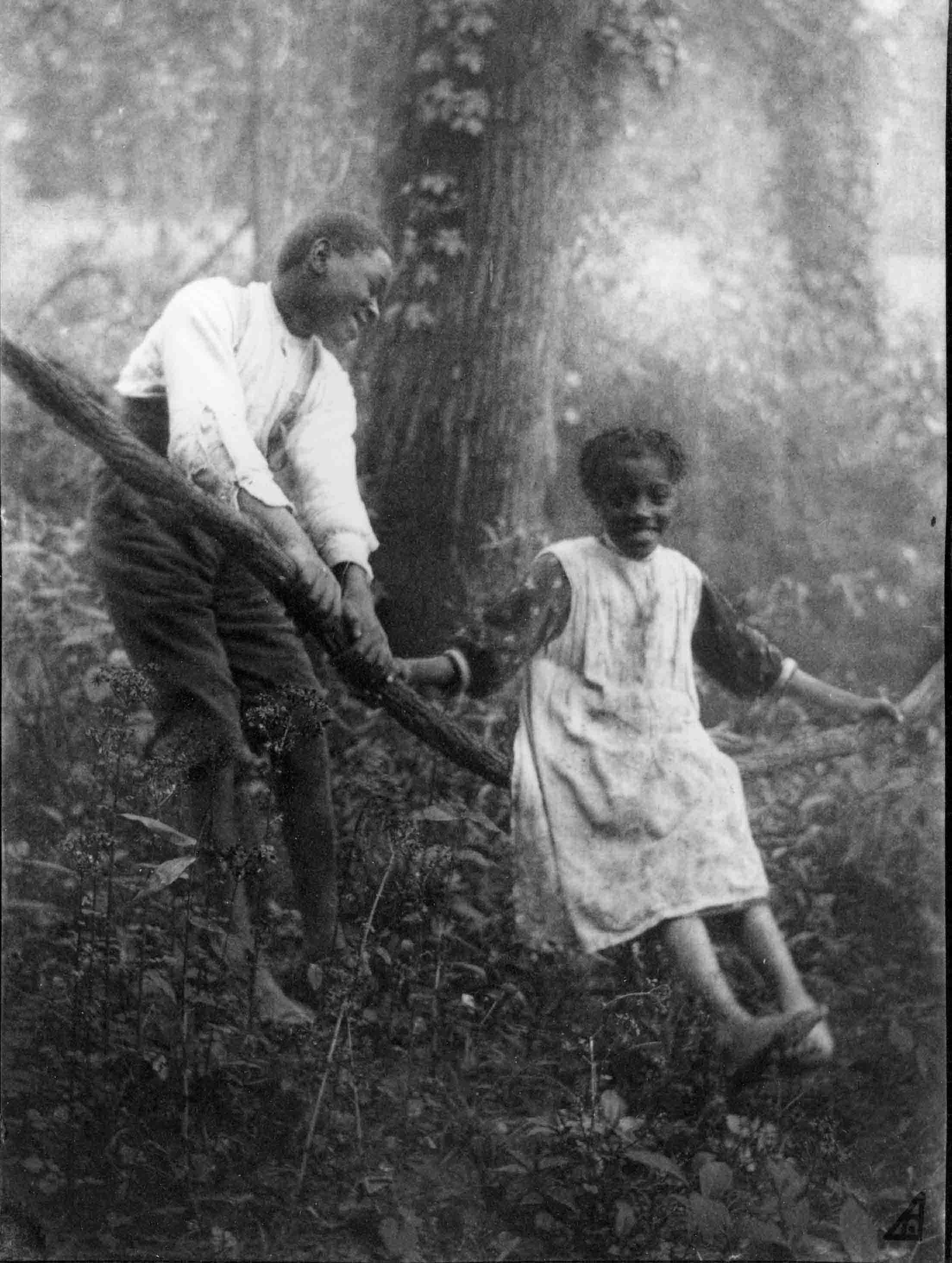 Off My Shelf – New! Shot in Alabama | Hunting and Gathering